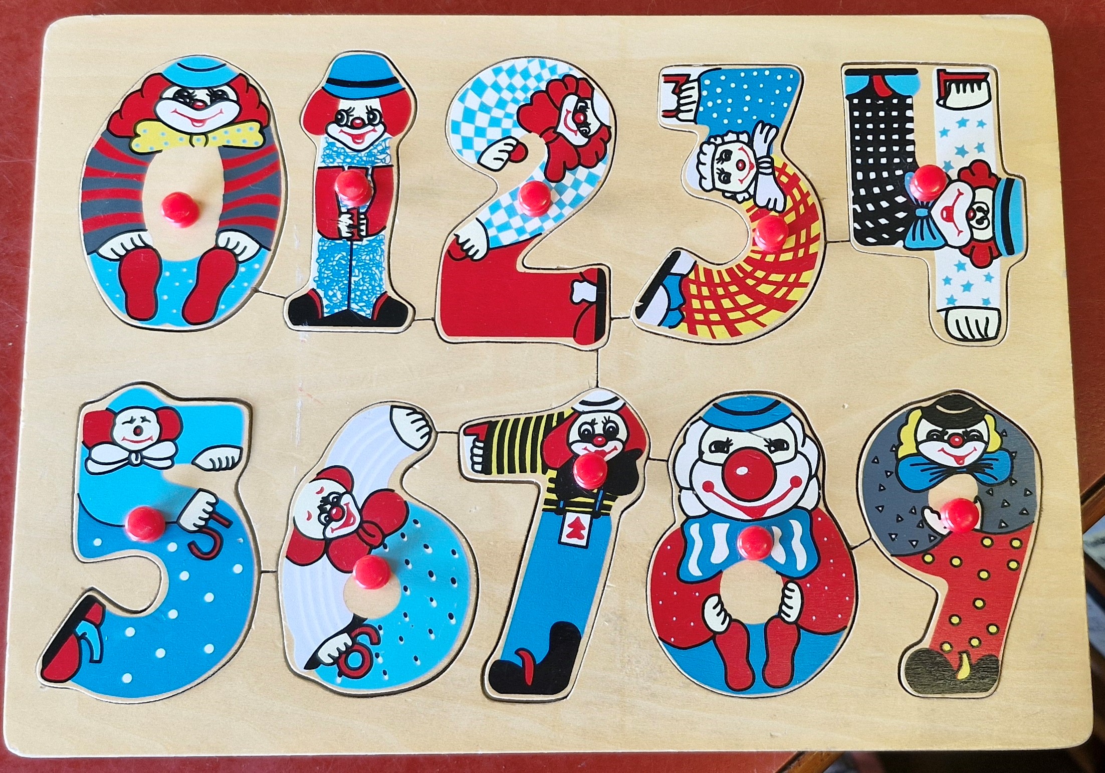 Clown numbers peg puzzle